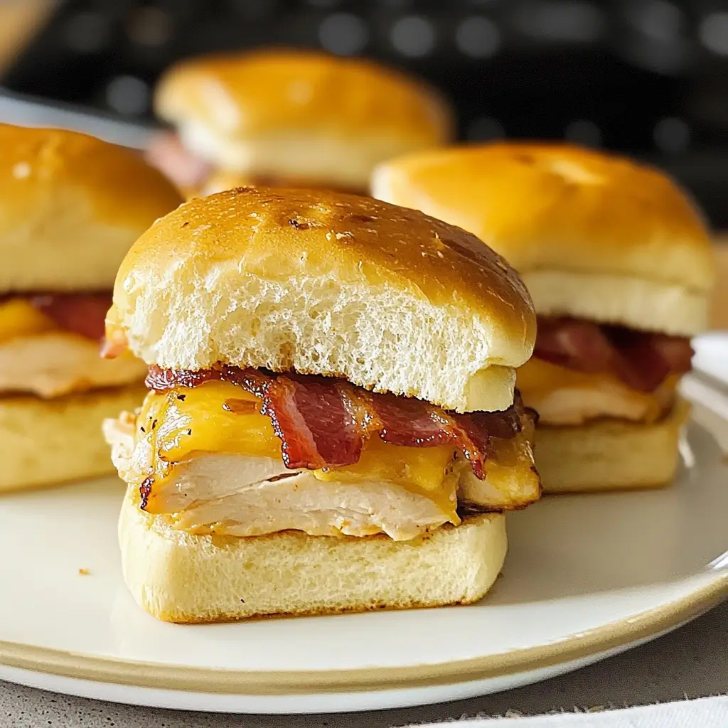 Turkey Bacon Ranch Sliders Recipe - Grandma Recipes